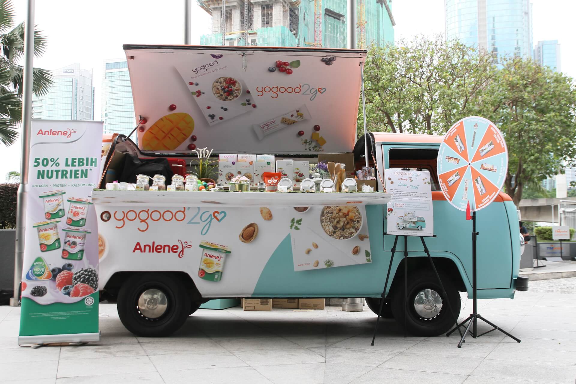 Car & Bus Advertising Service in Malaysia | Unicom Marketing
